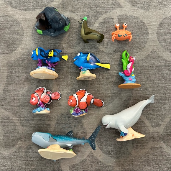 Disney | Toys | 1 Piece Finding Dory Figurine Set | Poshmark